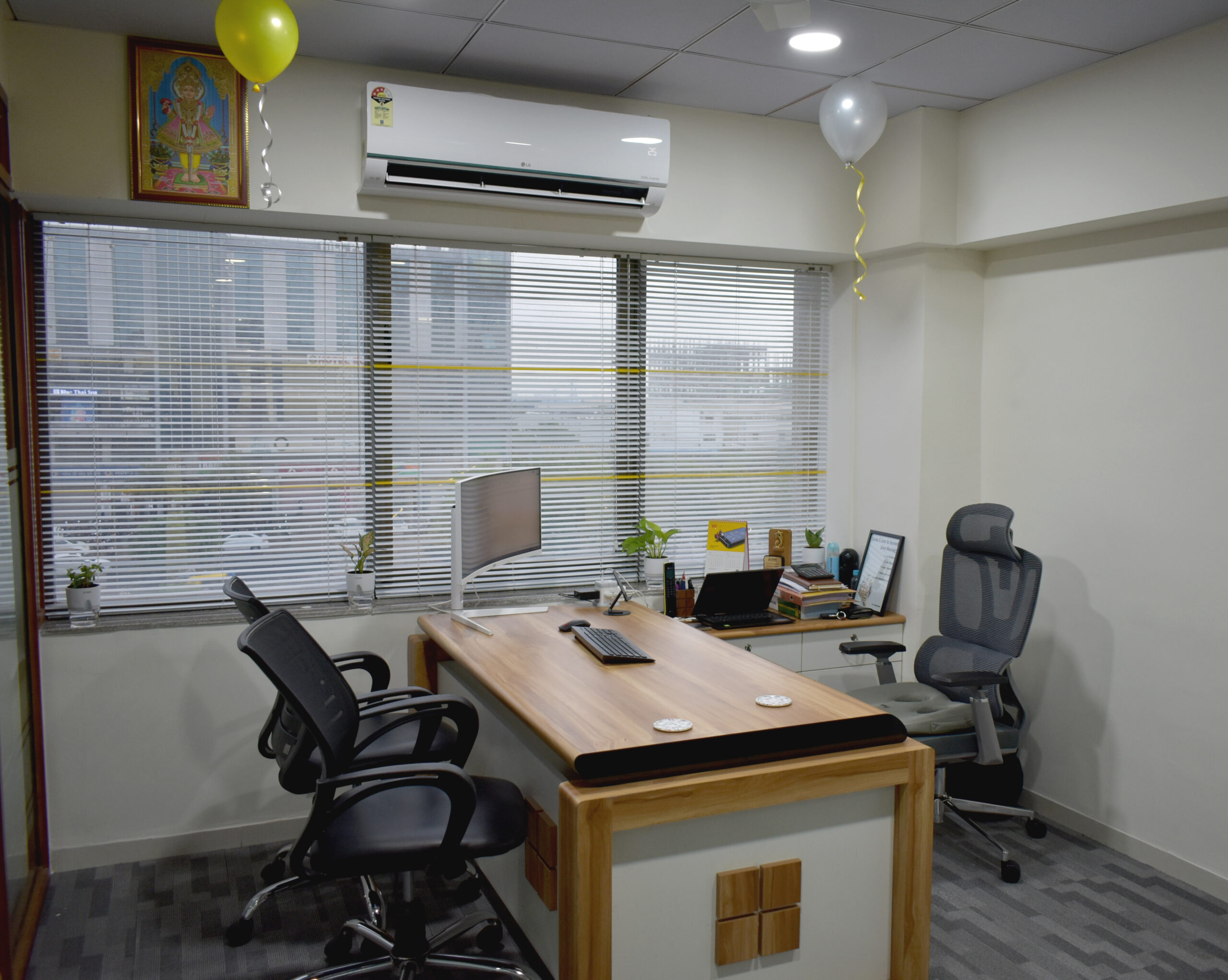 Celebrates 5th anniversary and moved to a new office